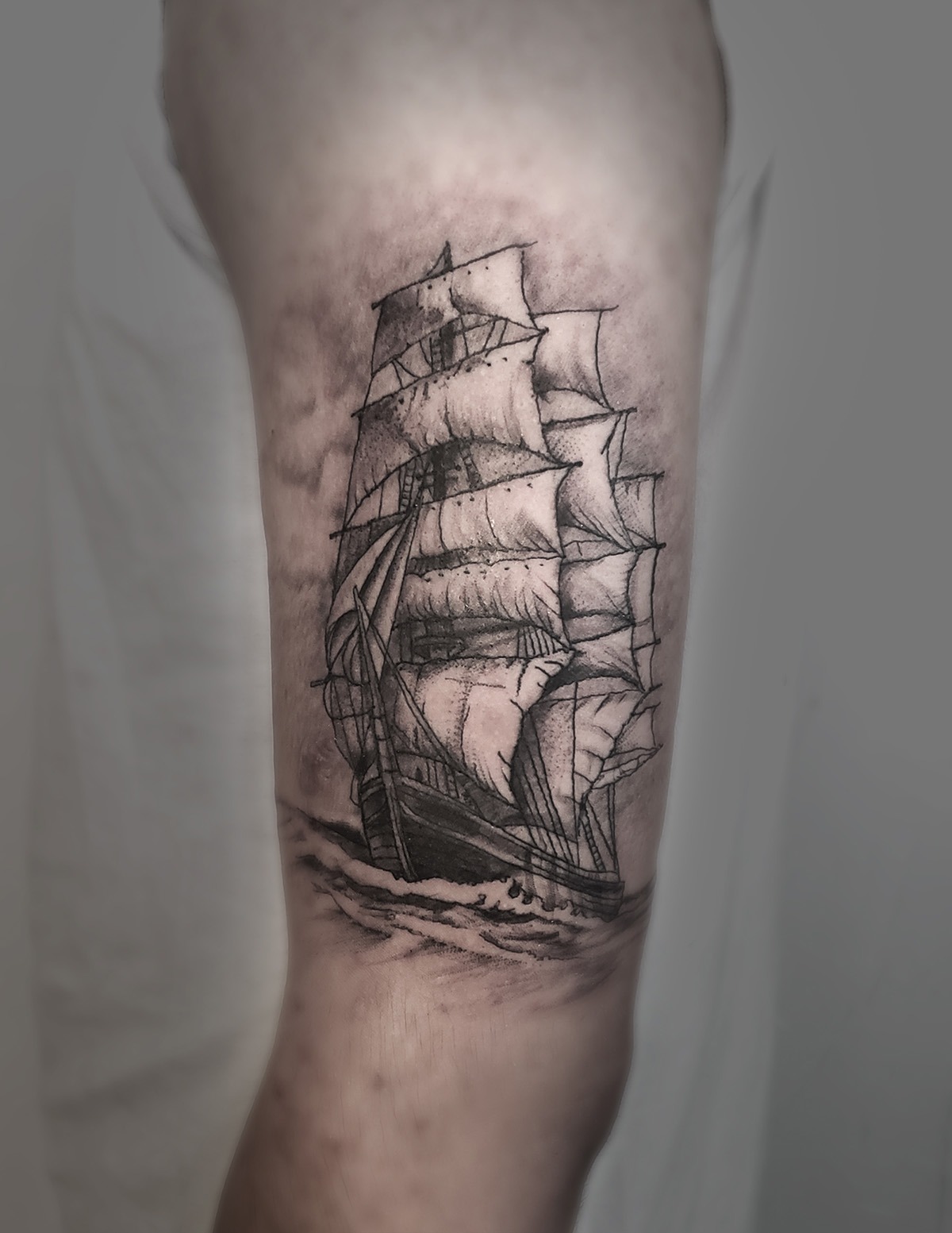 SEA-TATTOOS | Fine Line | Black and Grey | Portland Maine